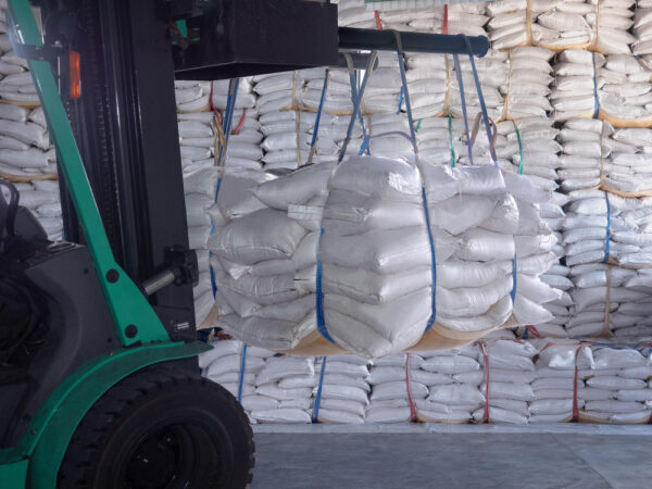 Transport vrac : liquide et solide avec Bleu Modal.